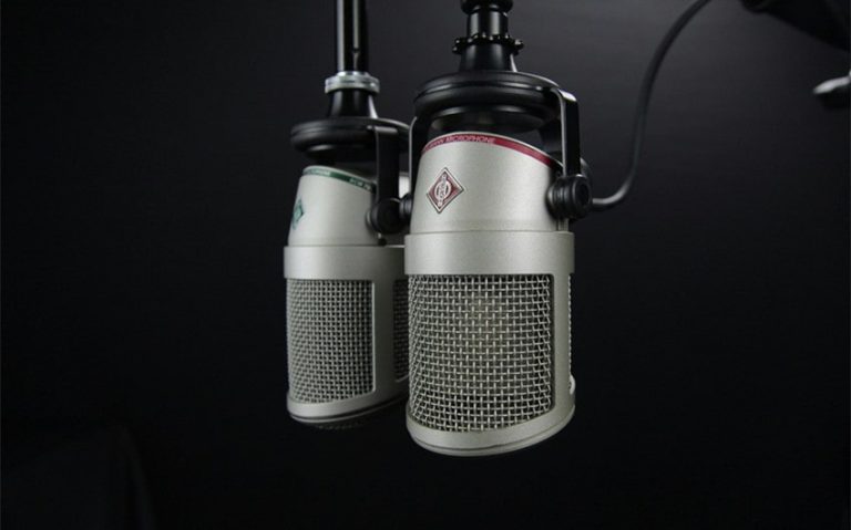 299 Radio Station Names That Capture the Perfect Vibe