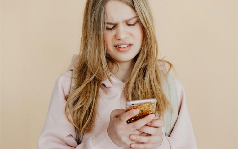 The Real Dry Texter Meaning and Ways To Spot the Signs
