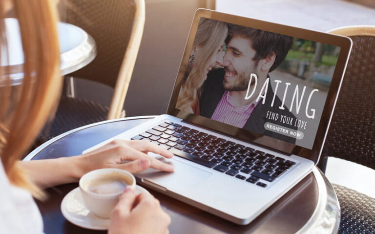 7 First Messages That Actually Get Responses in International Online Dating